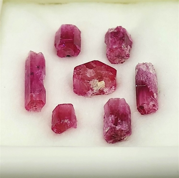 Beryl var. Red Beryl, 7 Crystals, 5.38 ctw., Wah Wah Mountains, Beaver ...