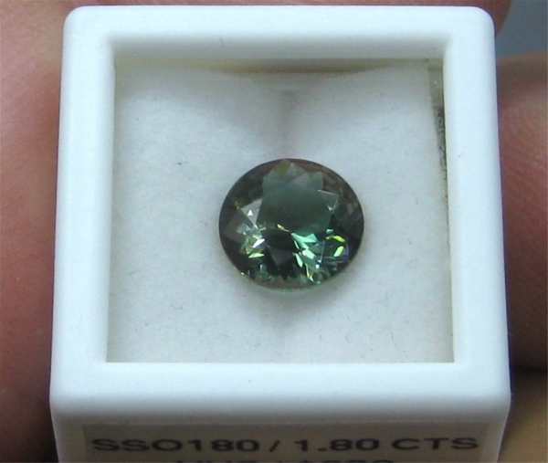 Oregon Sunstone, 1.80 cts., Green / Teal Round Cut - Capistrano Mining ...